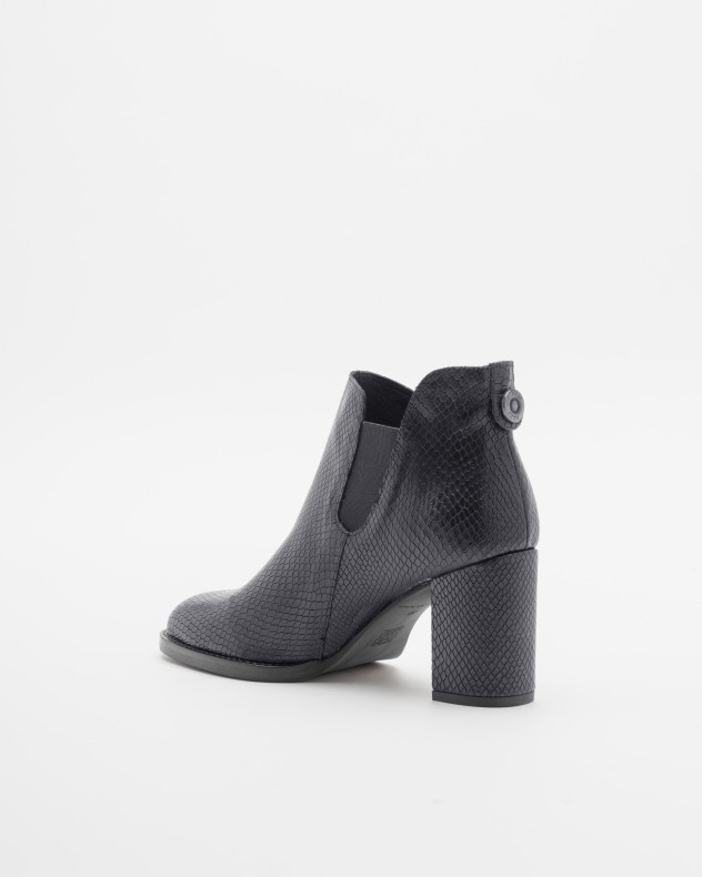 PROF P-141 Black Ankle Boots - 113-P-141S-01 | PROF Online Store