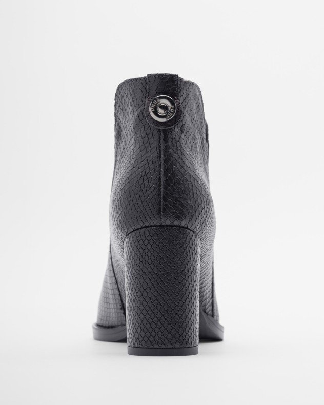 PROF P-141 Black Ankle Boots - 113-P-141S-01 | PROF Online Store