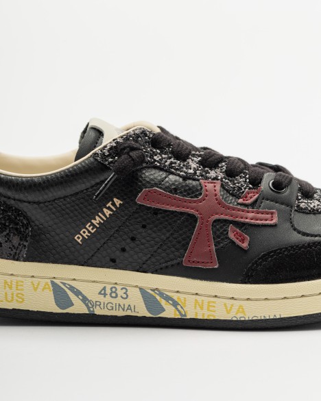 Premiata® - Mulher | Sapatilhas e Tenis premium | PROF Online Store