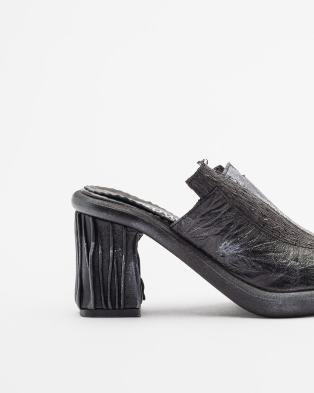 Papucei MARISA Black Clogs - 55-MARISA-01 - PROF